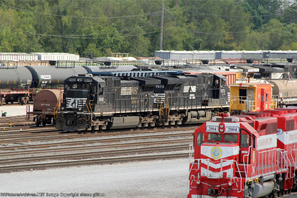 NS 8805 waite for the next work.